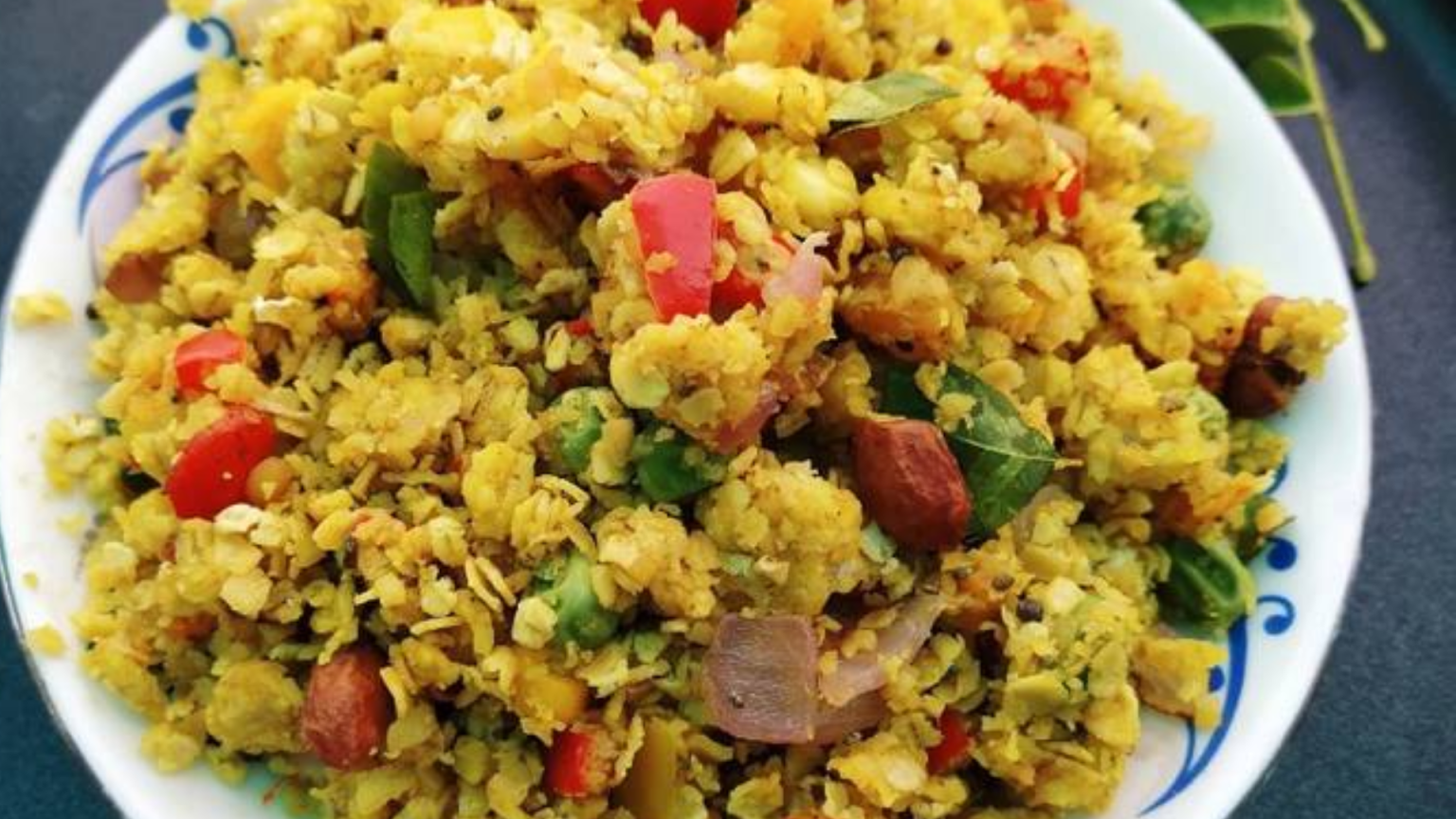 Vegetable Oatmeal Poha With Coriander & Ginger: The Perfect Fusion Of ...