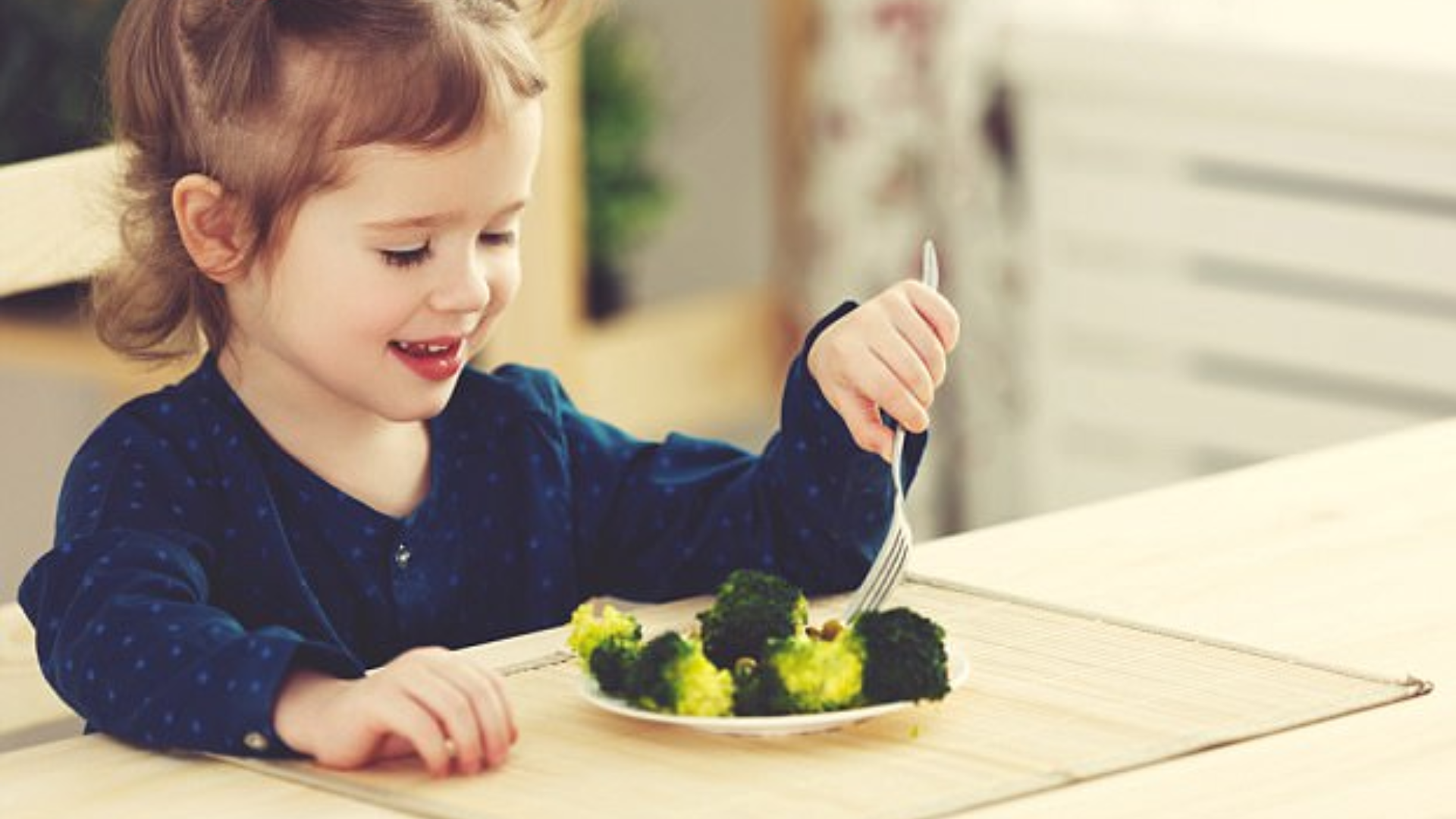 Get Your Kid To Love Eating Greens With These 7 Delicious Edible Leaves ...
