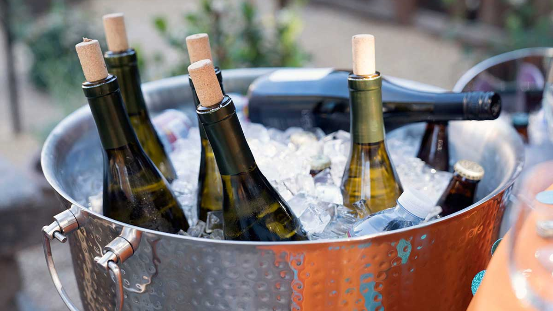 Keep Your White Wine At Its Best: Tips For Proper Storage And ...