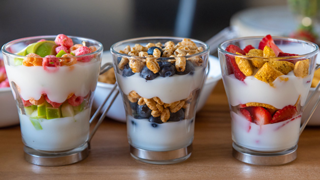 The Perfect Monday Morning Solution: Why Cereal Parfait Should Be Your ...