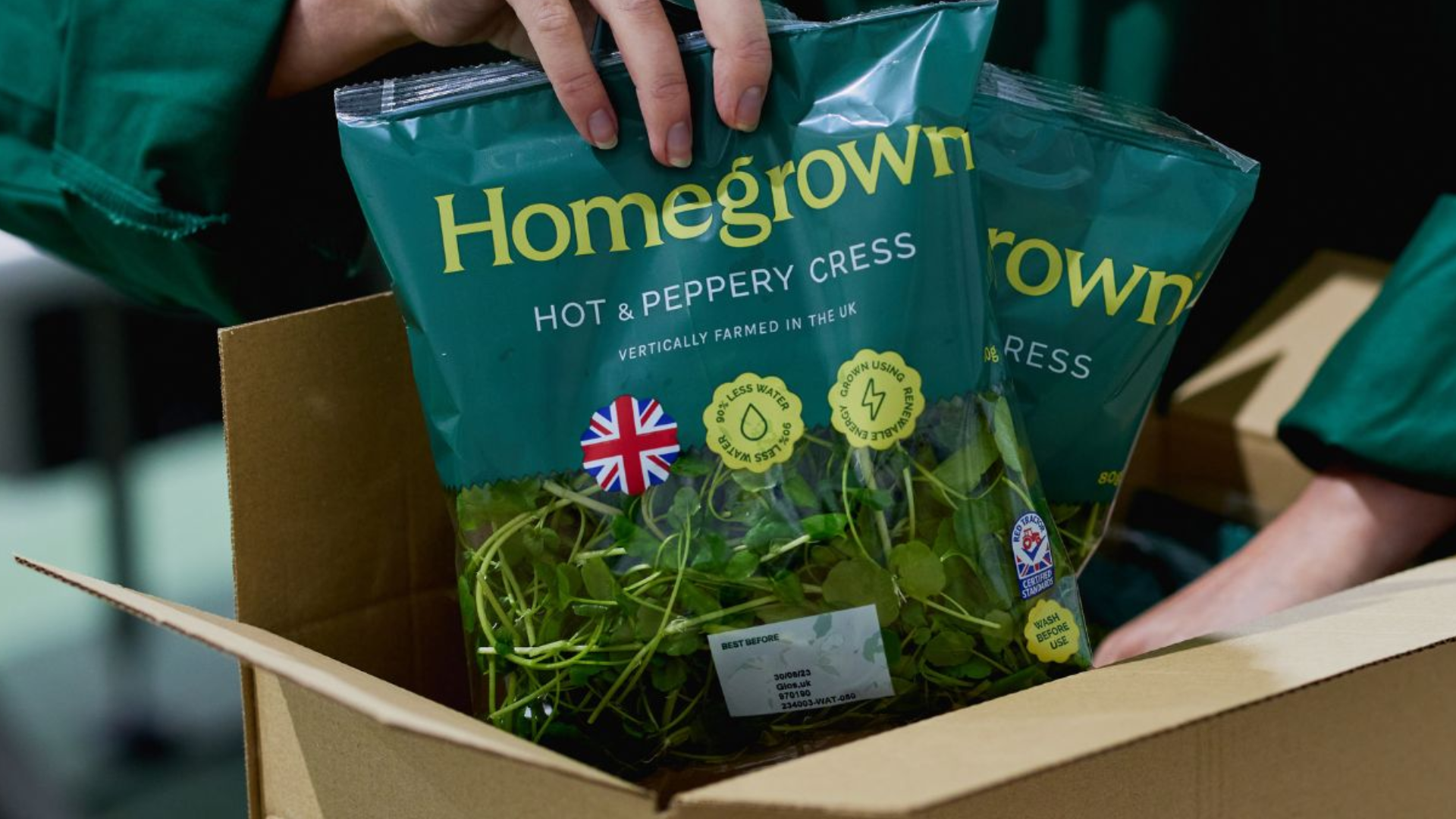 Jones Food Company Unveils Vertically Farmed British Salad Range - Snackfax