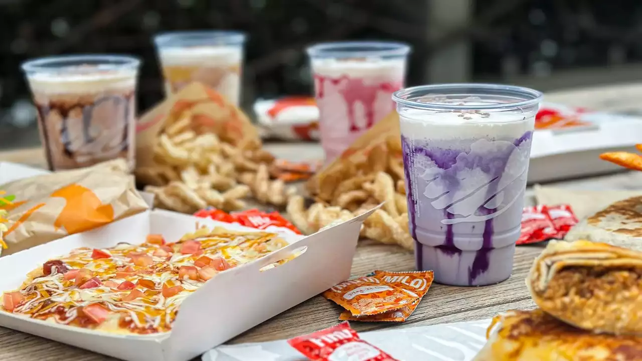 Taco Bell Launches Mexican-inspired Frozen Coffees And Shakes In ...