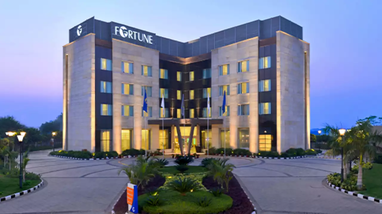 Fortune Hotels Plans Expansion With 10 New Properties And Agreements In ...