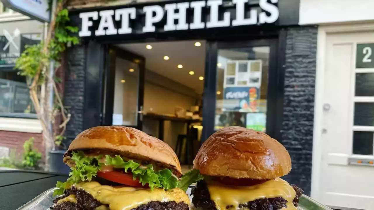 Smash Burger Brand Fat Phill’s Inks Franchise Deal With Freshly Baked ...