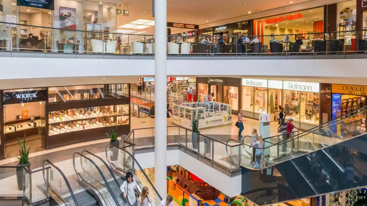 Malls Open Doors To D2C Brands, Explore Short-term Leasing - Snackfax