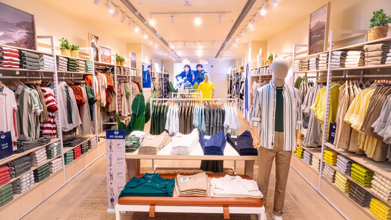 Apparel Brand Dockers Expands In India With Second Retail Outlet - Snackfax
